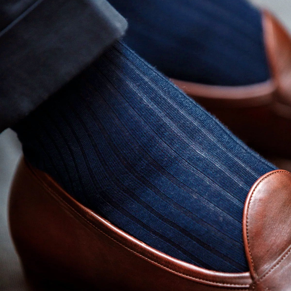 Midnight blue high socks for men - Cashmere & Silk - Mazarin – Mes ...